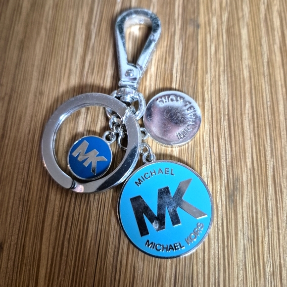 MICHAEL Michael Kors | Accessories | 525 Michael Kors Silver Blue Bag ...